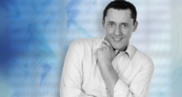 Adam Chrola - Adam Band | Agencja Koncertowa Luxart